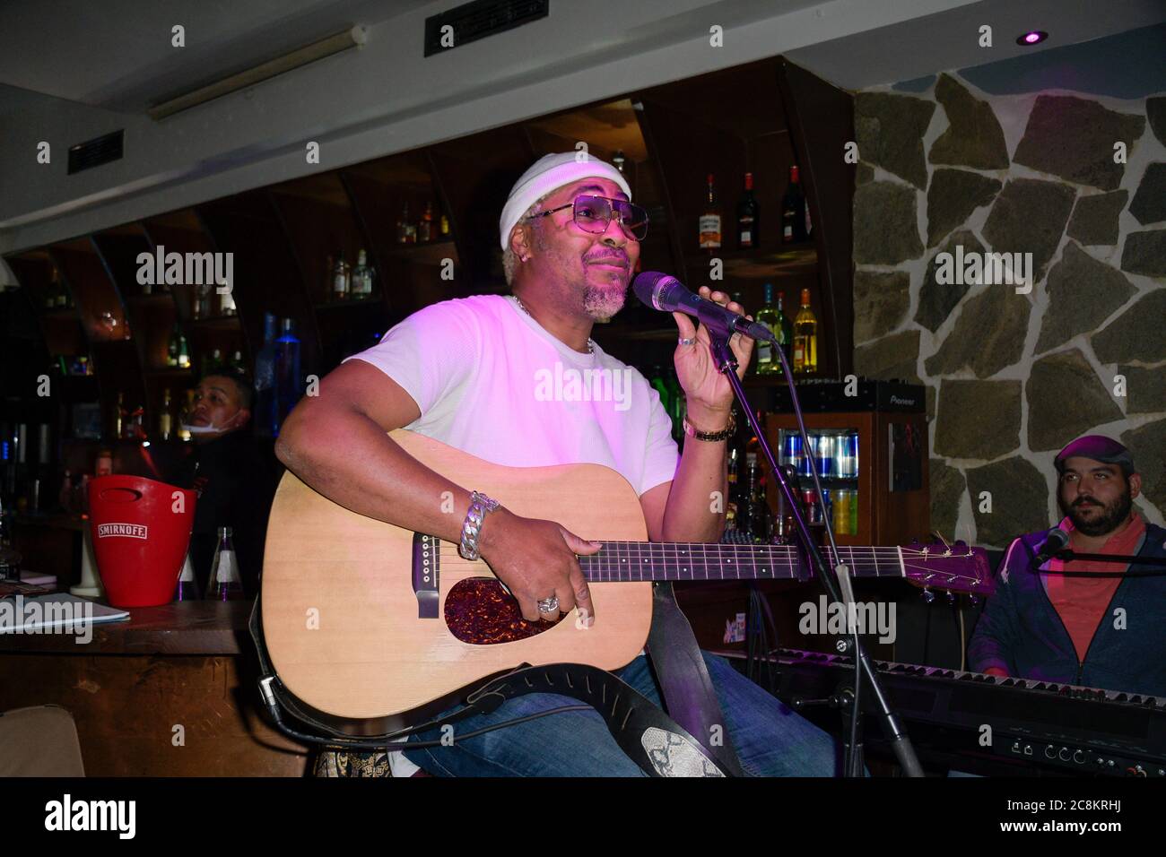 Sanger jojo cumbana hi-res stock photography and images - Alamy