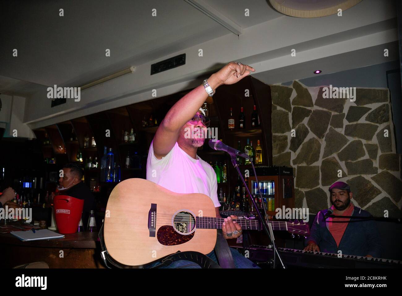 Sanger jojo cumbana hi-res stock photography and images - Alamy