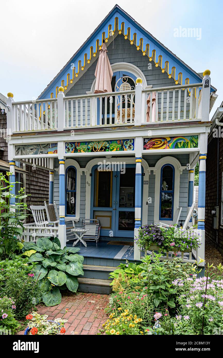 Gingerbread cottages on Martha's Vineyard Stock Photo - Alamy