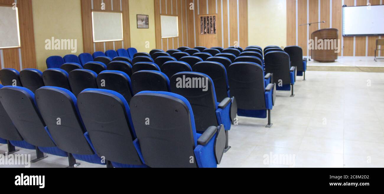 Seating arrangement in business hi-res stock photography and images - Alamy