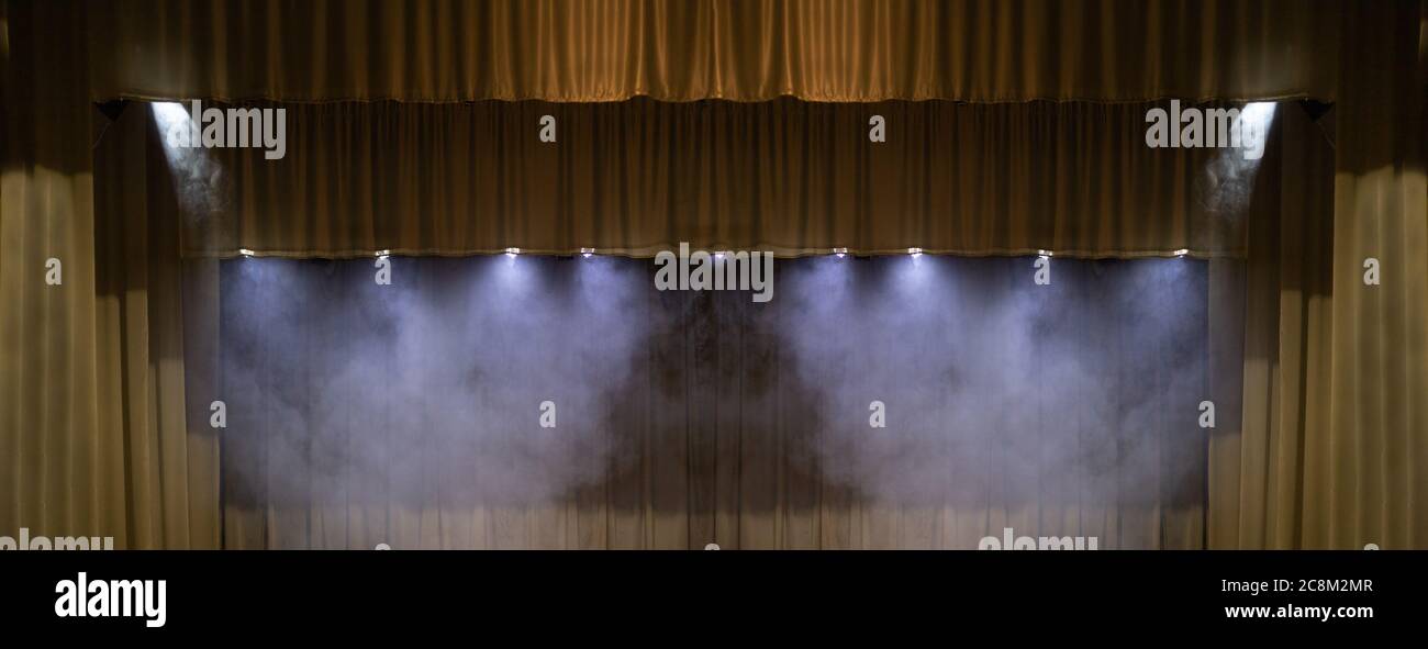 Theater stage puffs smoke hi-res stock photography and images - Alamy