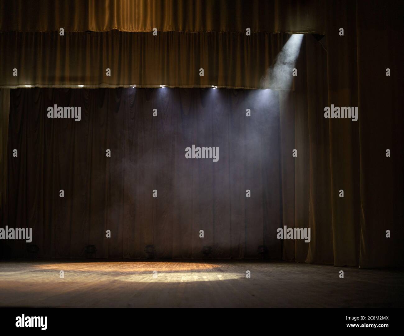 Theater stage puffs smoke hi-res stock photography and images - Alamy