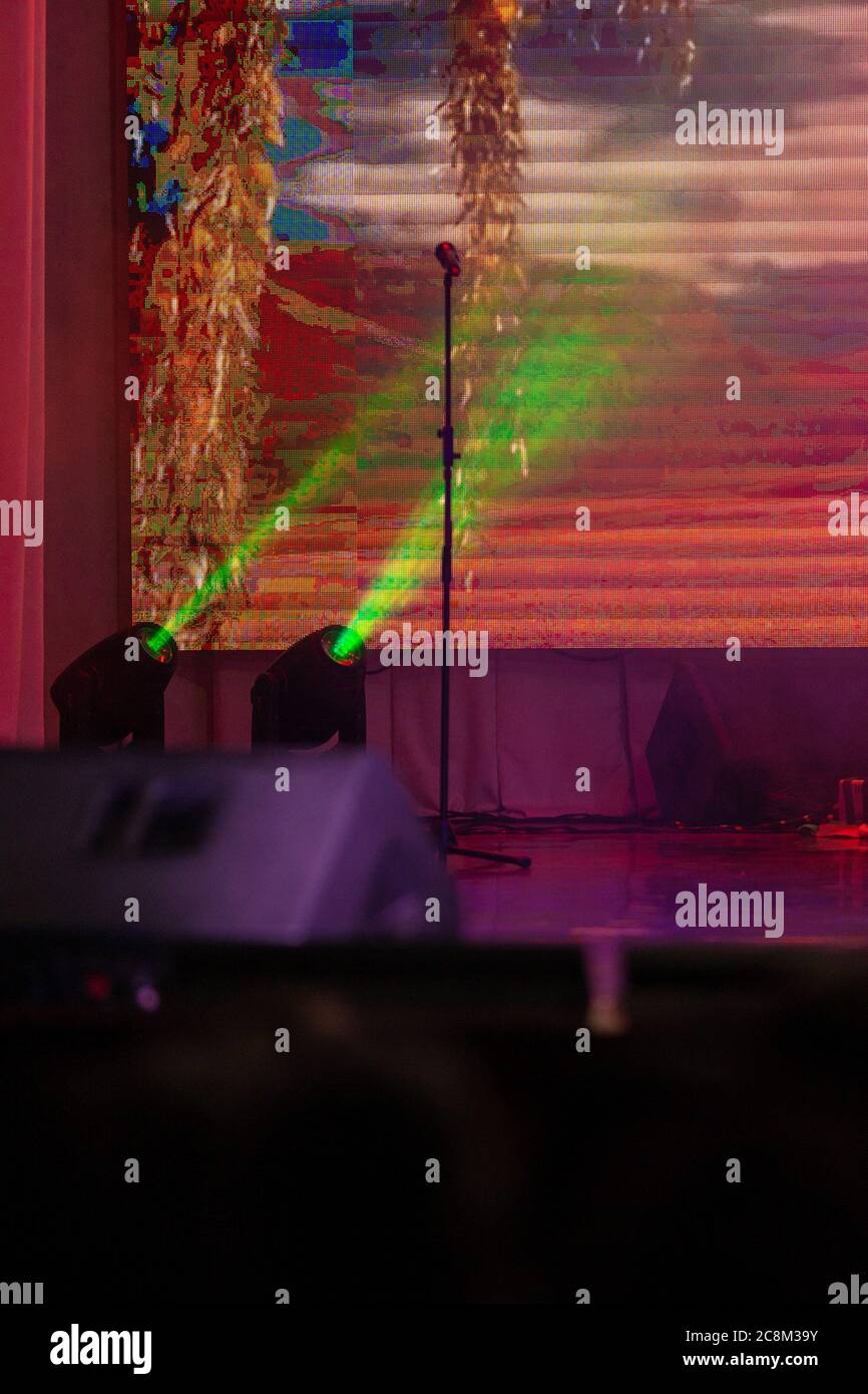 Texture background for design. Stage light. Musical instruments and ...