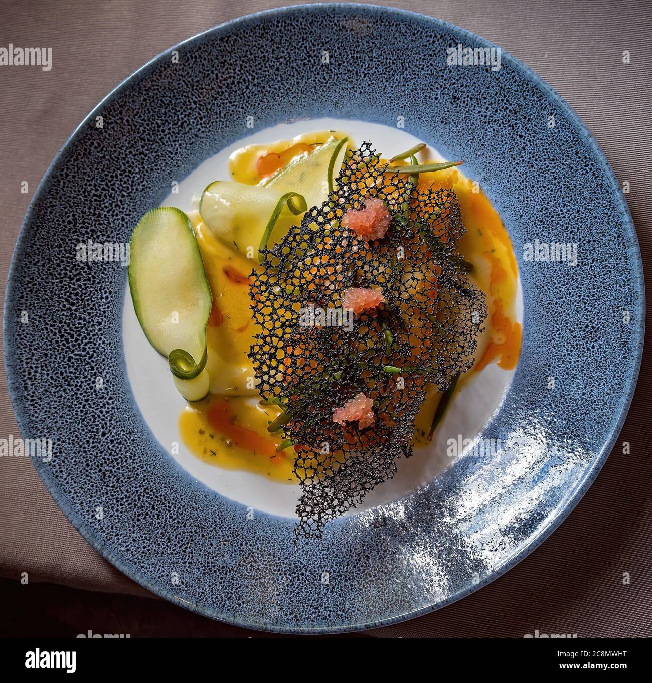 Lemon aspen hi-res stock photography and images - Alamy