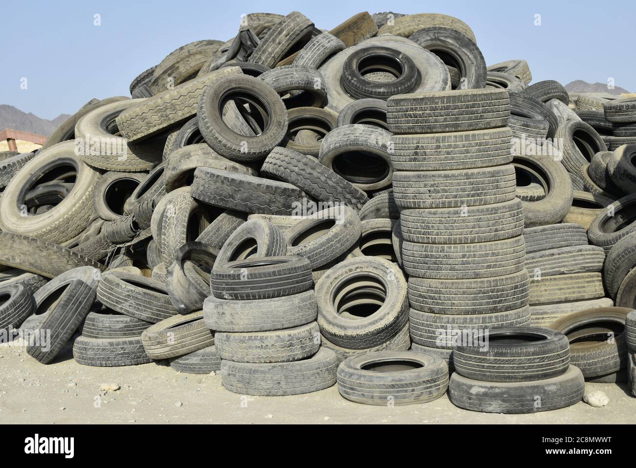Big pile used auto hi-res stock photography and images - Alamy