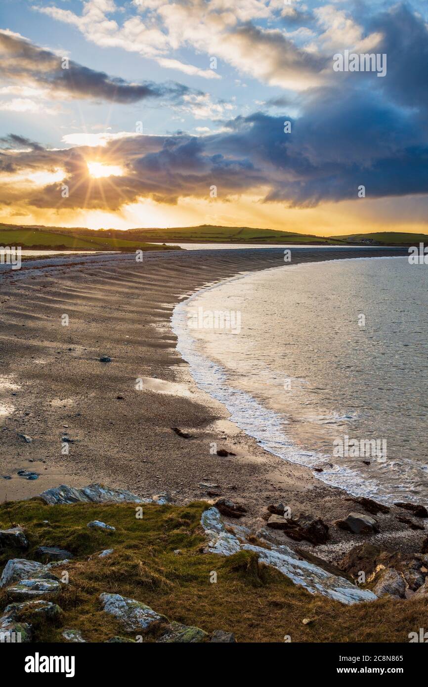 Late afternoon at Cemlyn Bay Nature Reserve, Anglesey, Wales Stock ...