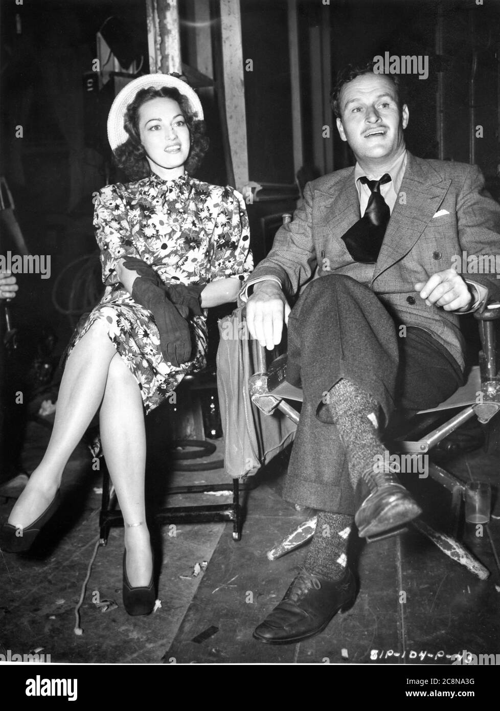 Portrait Painter AZADIA NEWMAN visiting Director WILLIAM A. WELLMAN on ...