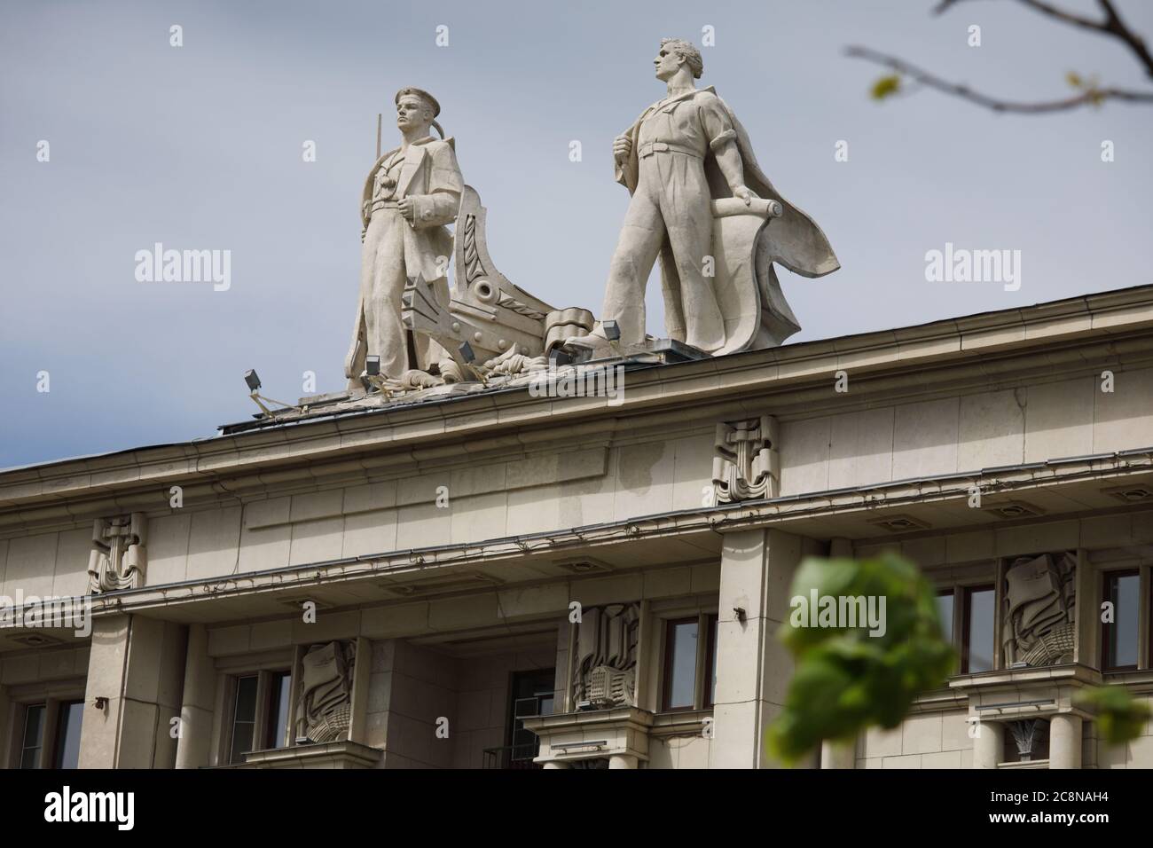 Sculpture Seaman And Shipbuilder on the residential building, the House ...