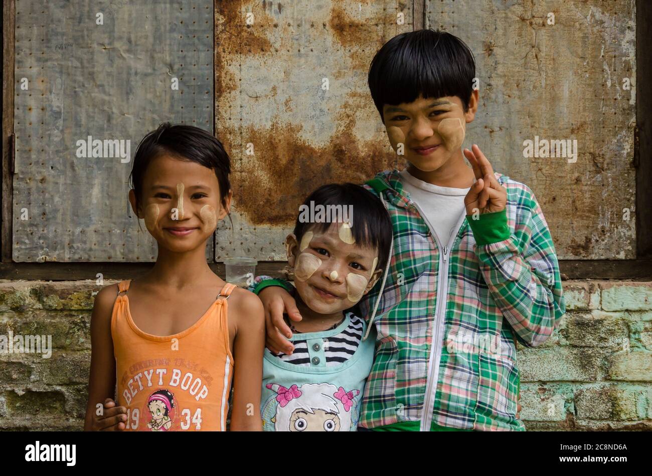 Three friends of Pakoku, Myanmar Stock Photo - Alamy