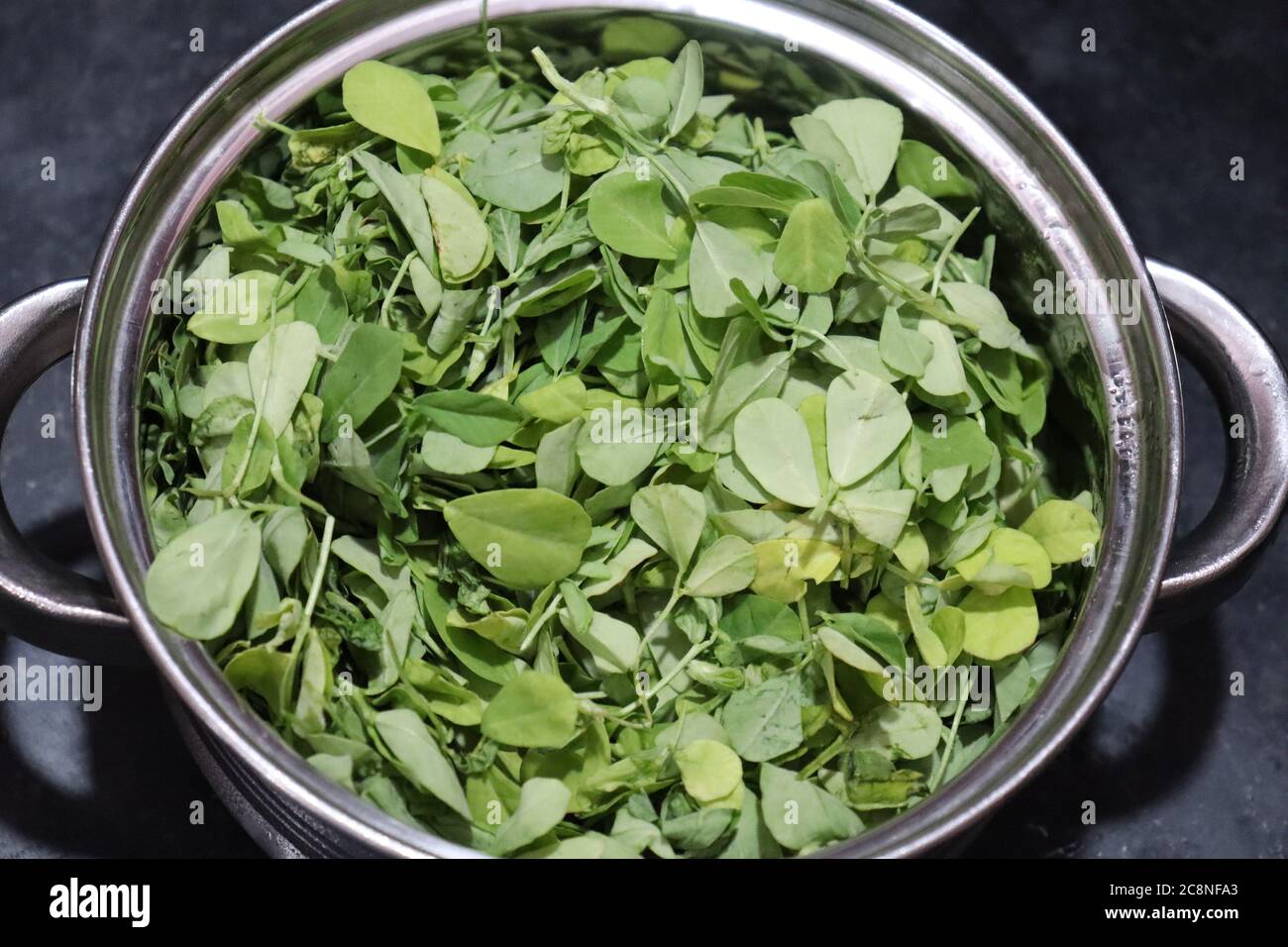 Green methi leaves hi-res stock photography and images - Alamy