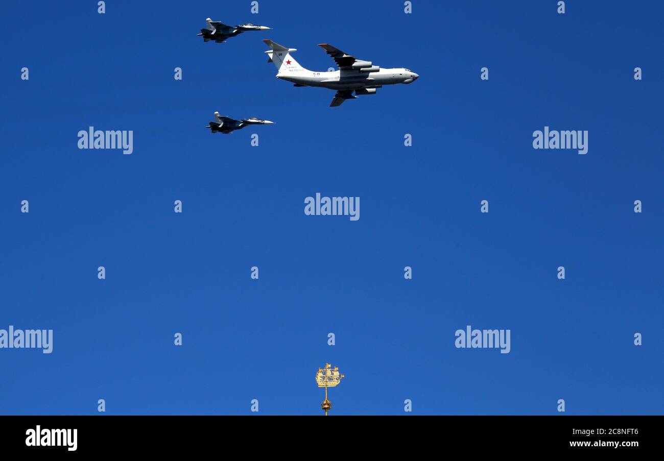 Refueling Tanker High Resolution Stock Photography and Images - Alamy