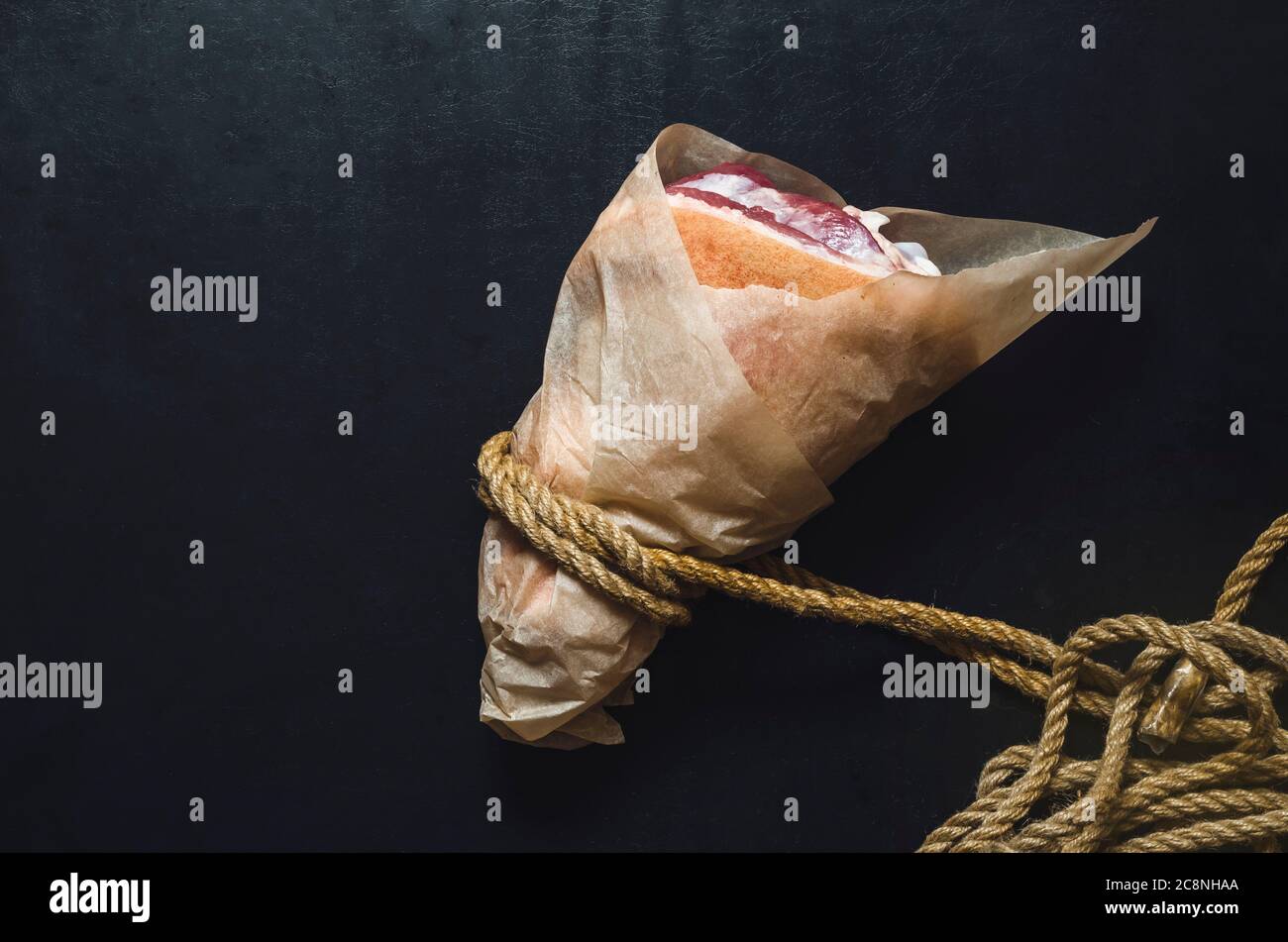 Meat wrapped in butcher paper hi-res stock photography and images - Alamy