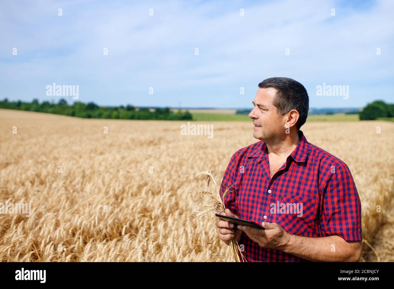 Agronomist technology hi-res stock photography and images - Alamy