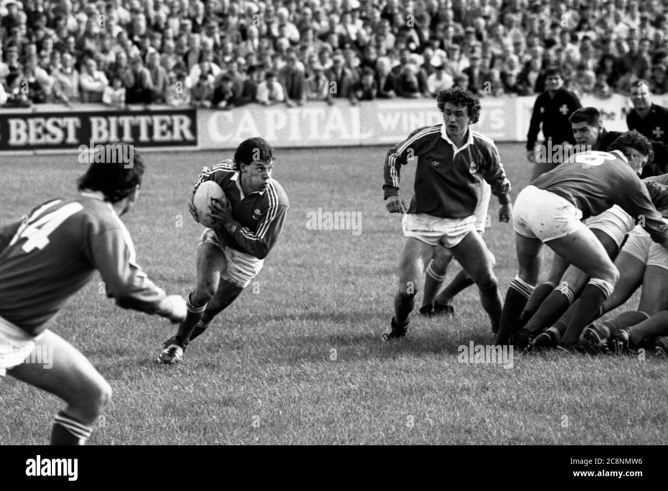 Wales rugby 1980s hi-res stock photography and images - Alamy