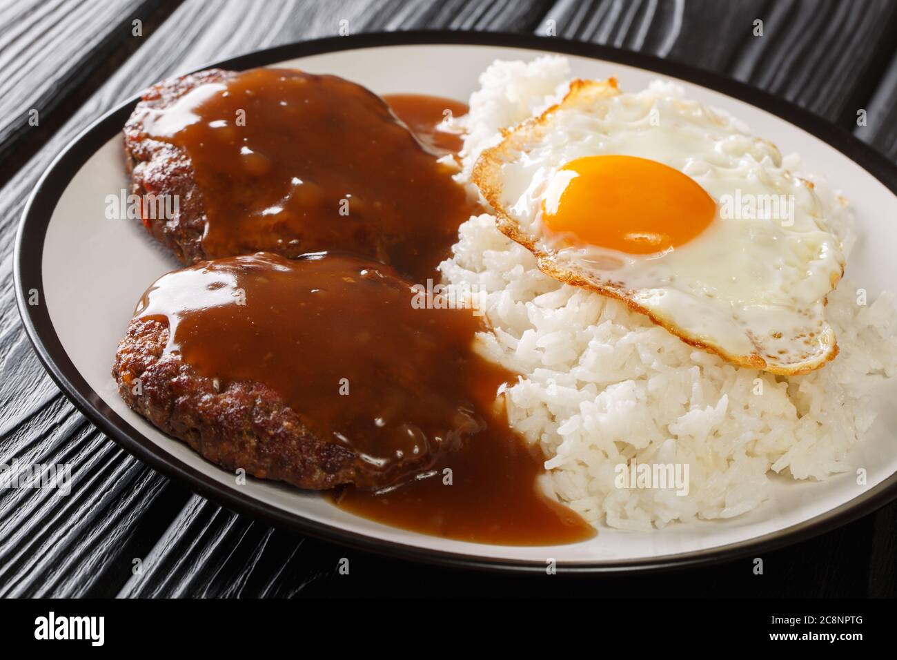 Loco Moco recipe is a delicious Hawaiian dish consists of white rice, a ...
