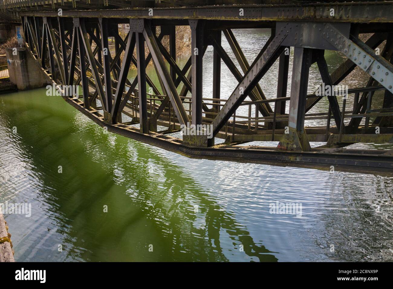 Fish belly bridge hi-res stock photography and images - Alamy