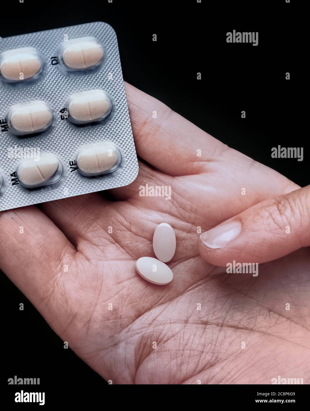 20mg tablets of Simvastatin, used for lowering cholesterol levels Stock ...