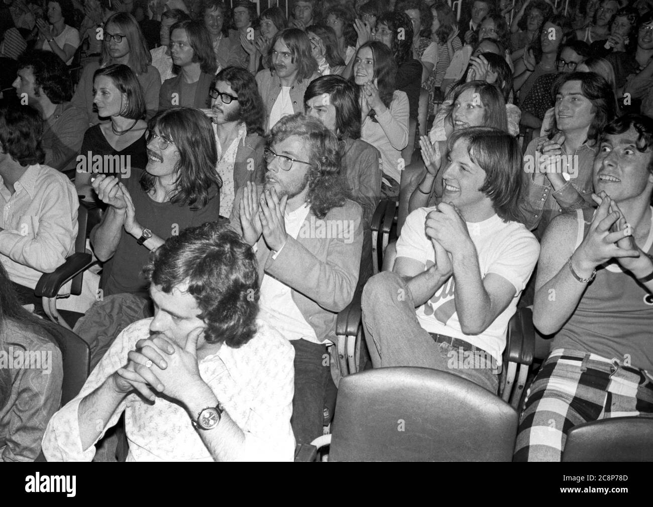 Rock concert 1970s hi-res stock photography and images - Alamy