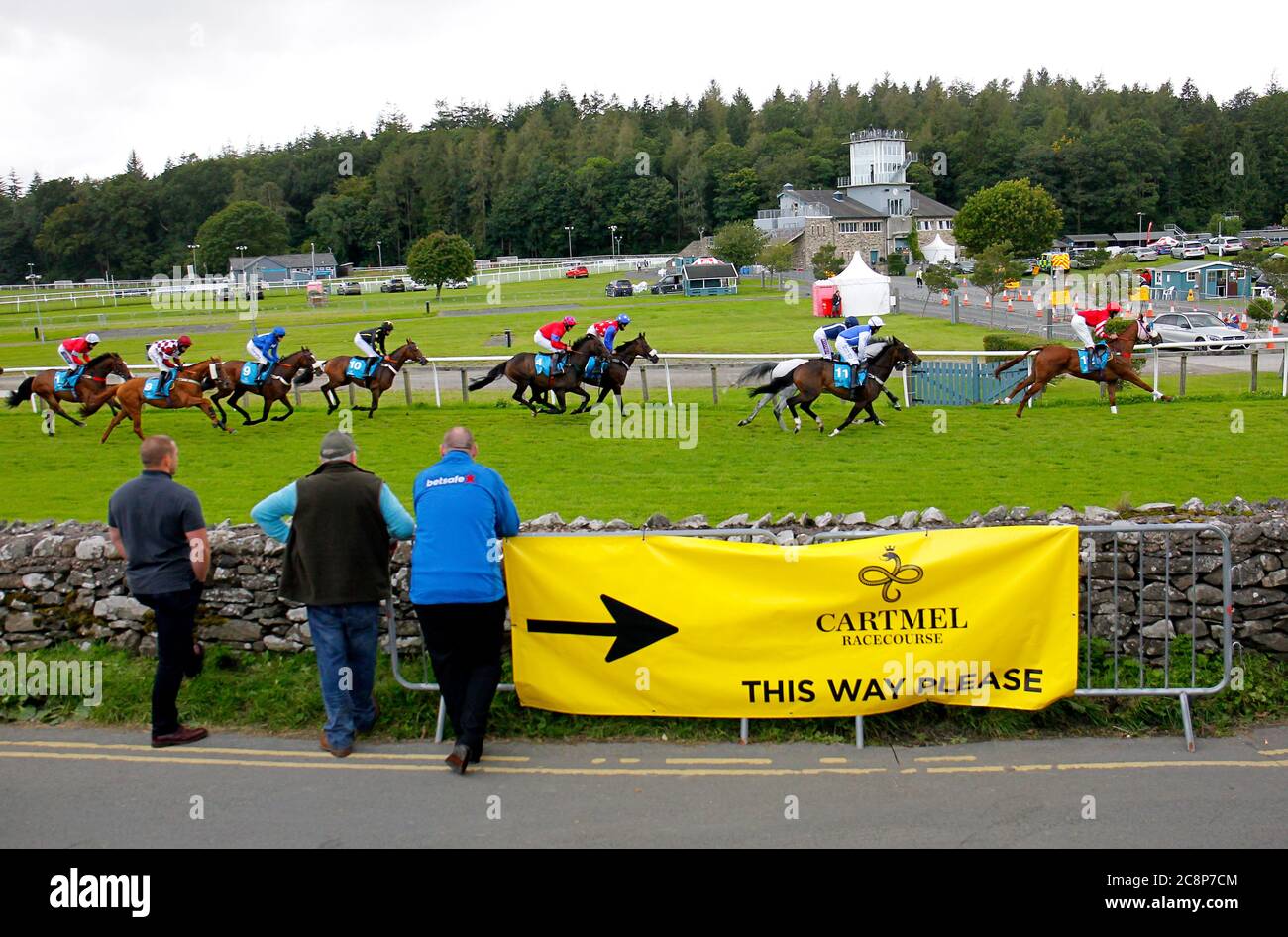 Cartmel racecourse general view hi-res stock photography and images - Alamy