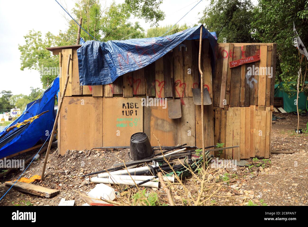 HS2 Rebellion camp - Denham, Buckinghamshire UK Stock Photo - Alamy