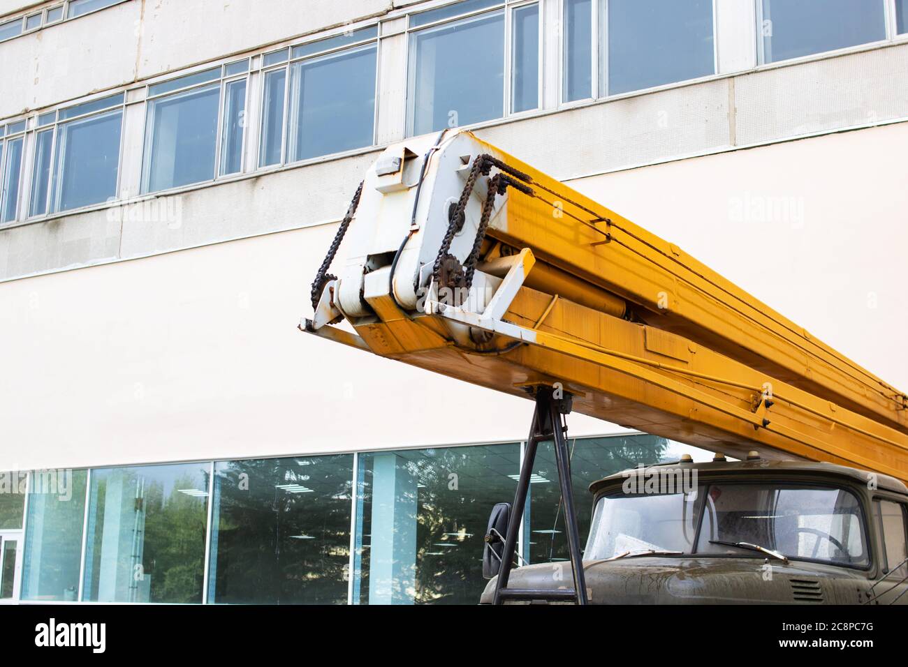 Large car crane hi-res stock photography and images - Alamy