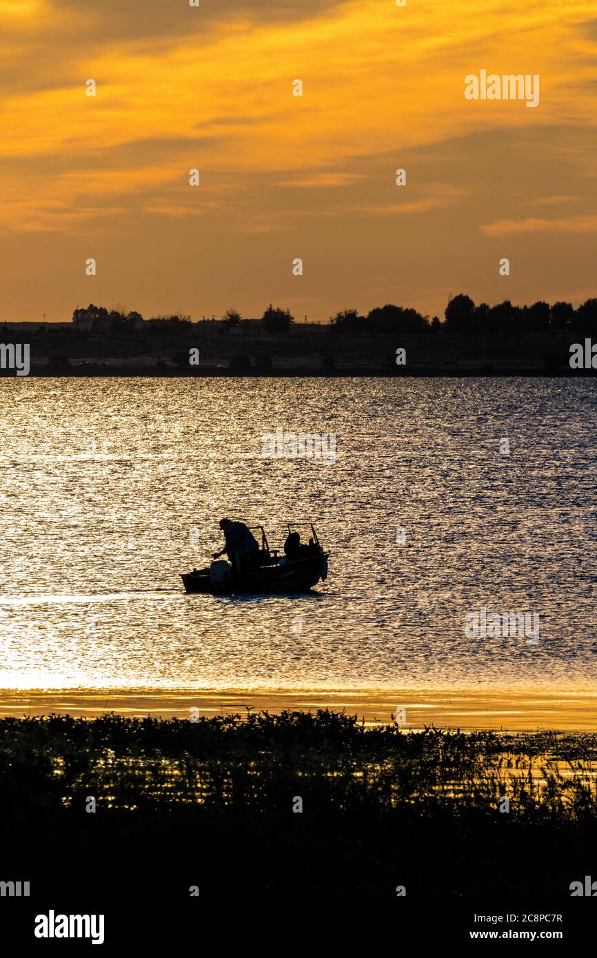 Moses lake fishing hi-res stock photography and images - Alamy