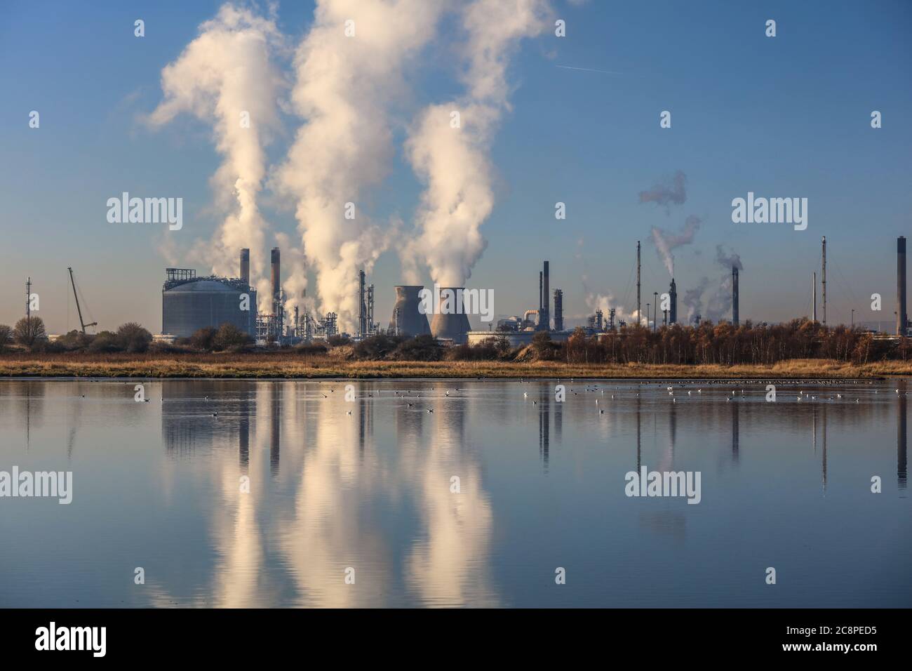Grangemouth Petrochemical Complex Stock Photo - Alamy