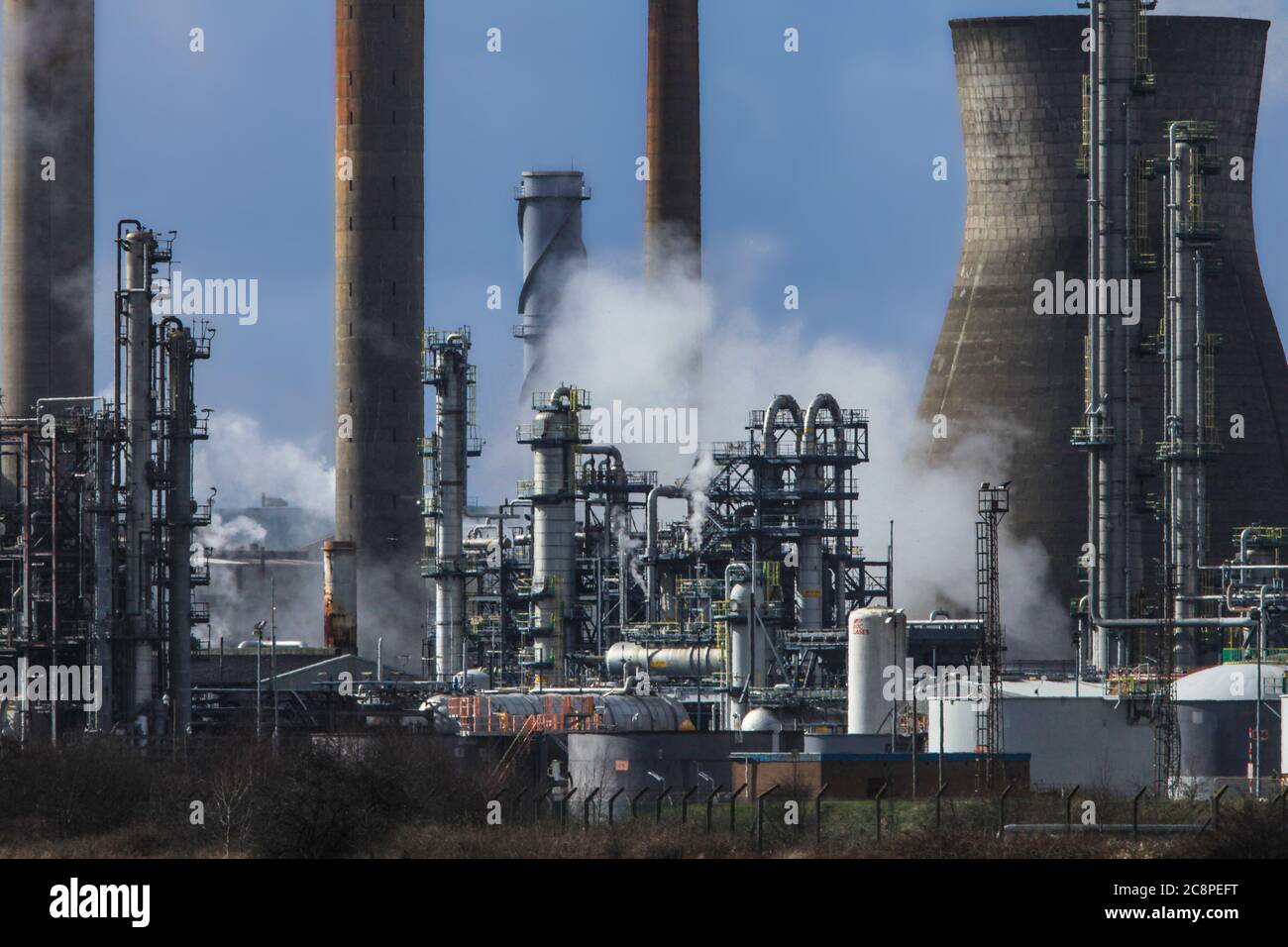 Grangemouth Petrochemical Complex Stock Photo - Alamy