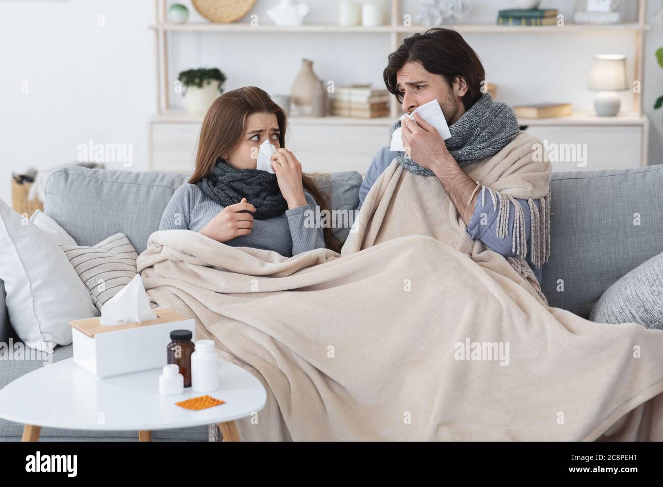 Family suffering hi-res stock photography and images - Alamy