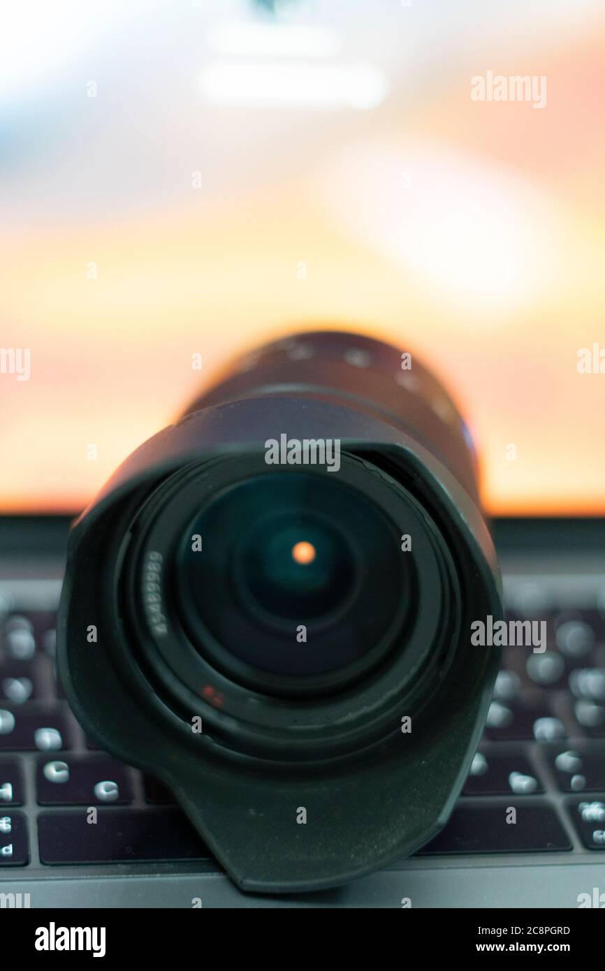 Studio picture hi-res stock photography and images - Alamy