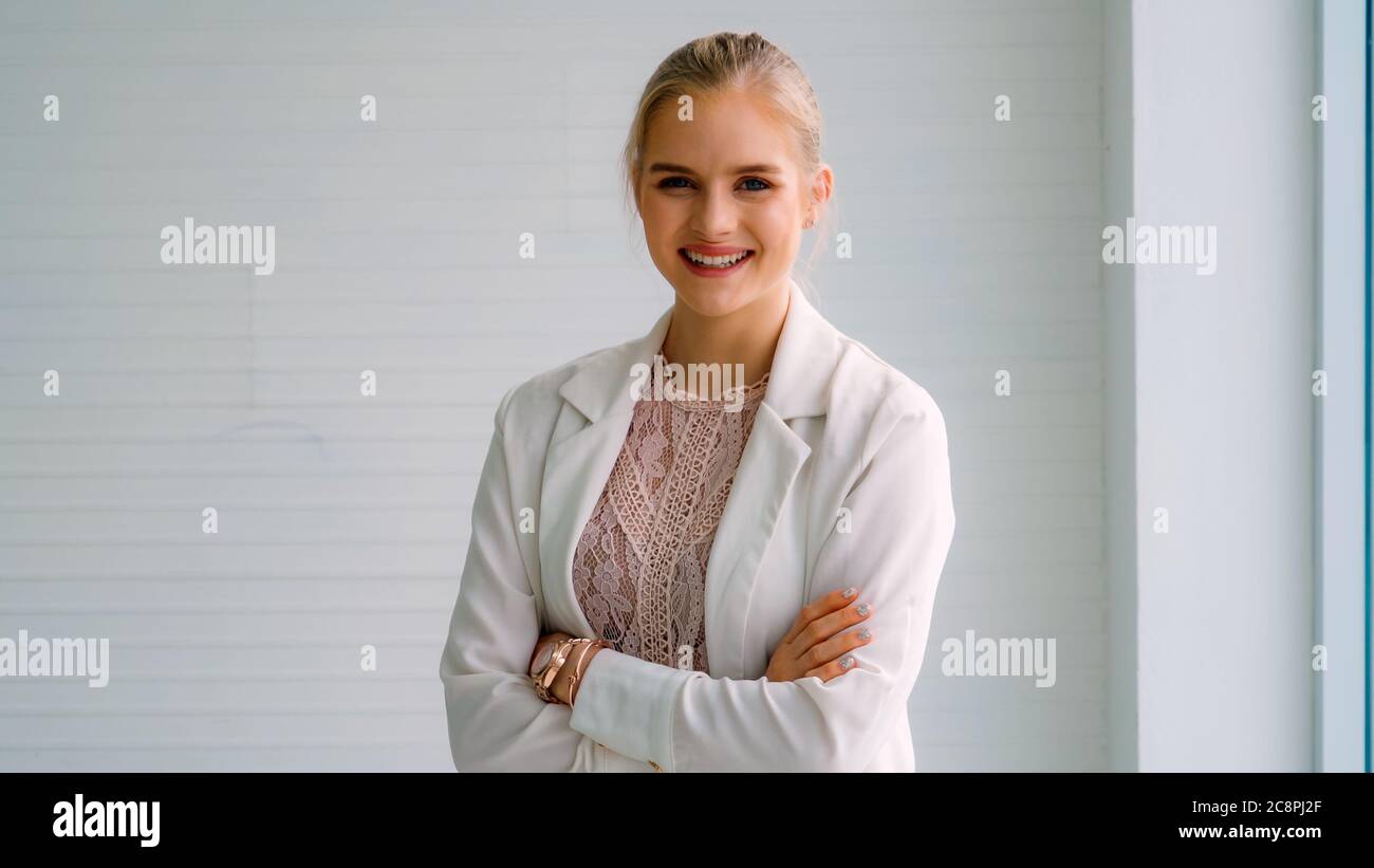 Office profile camera hi-res stock photography and images - Alamy