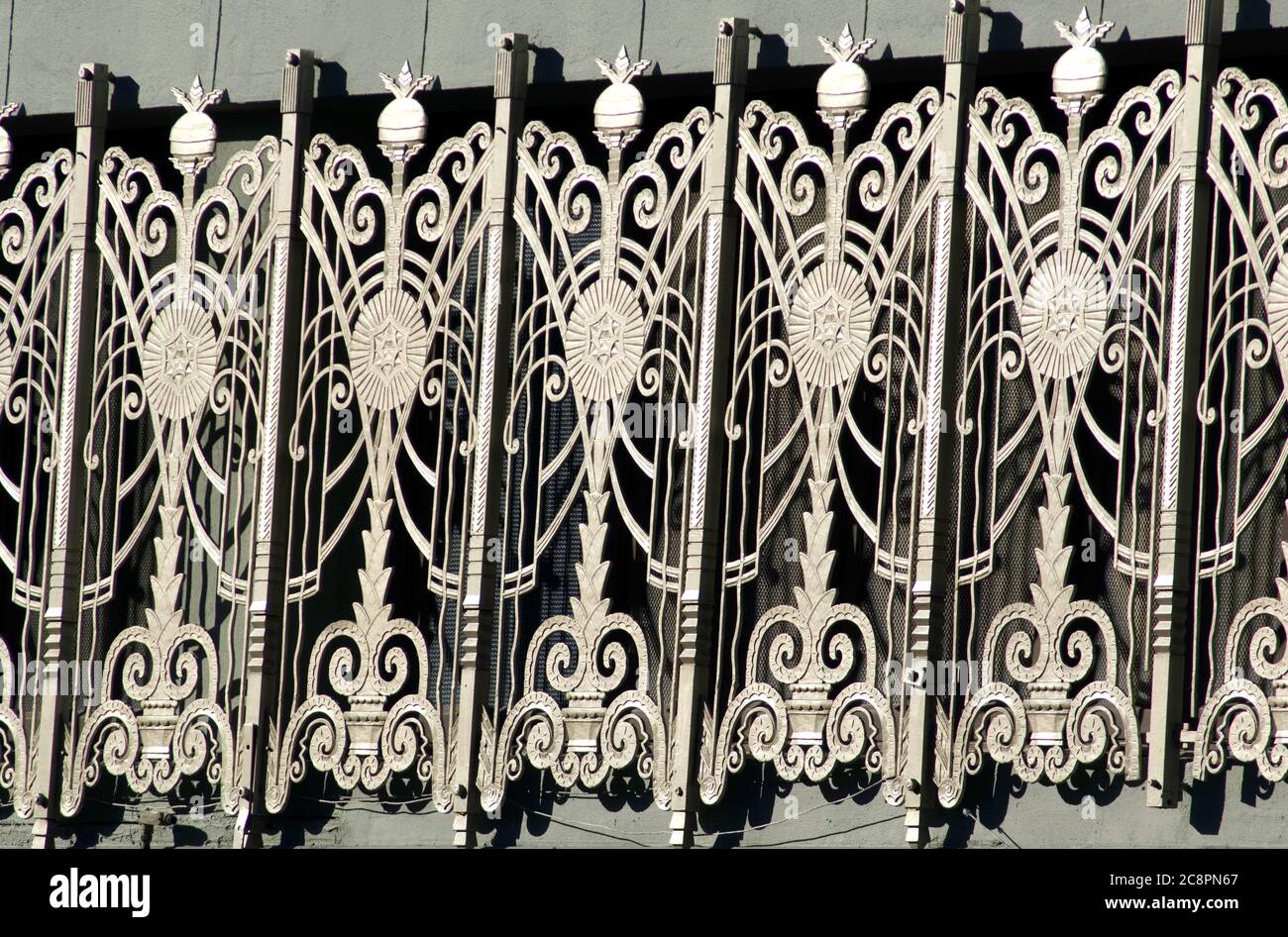 Art deco design architecture hi-res stock photography and images - Alamy