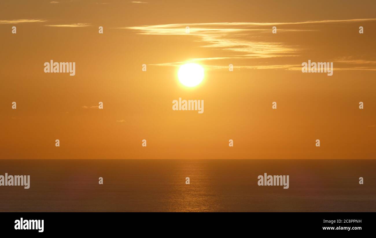 Sunset and reflections in the Cantabrian Sea, Basque Country Stock ...
