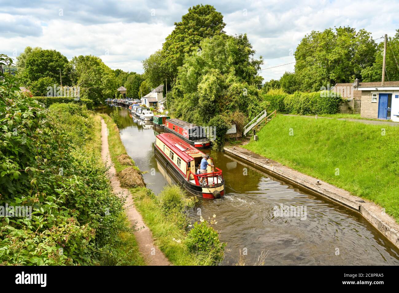 Llanfoist hi-res stock photography and images - Alamy