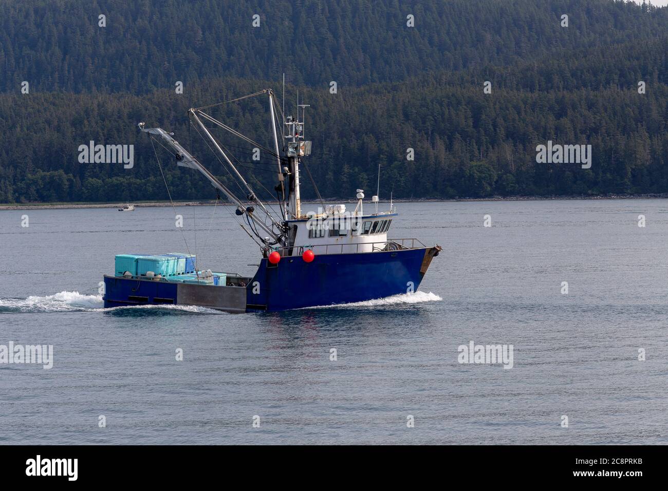Alaska commercial fishing boat trawler vessel hi-res stock photography ...