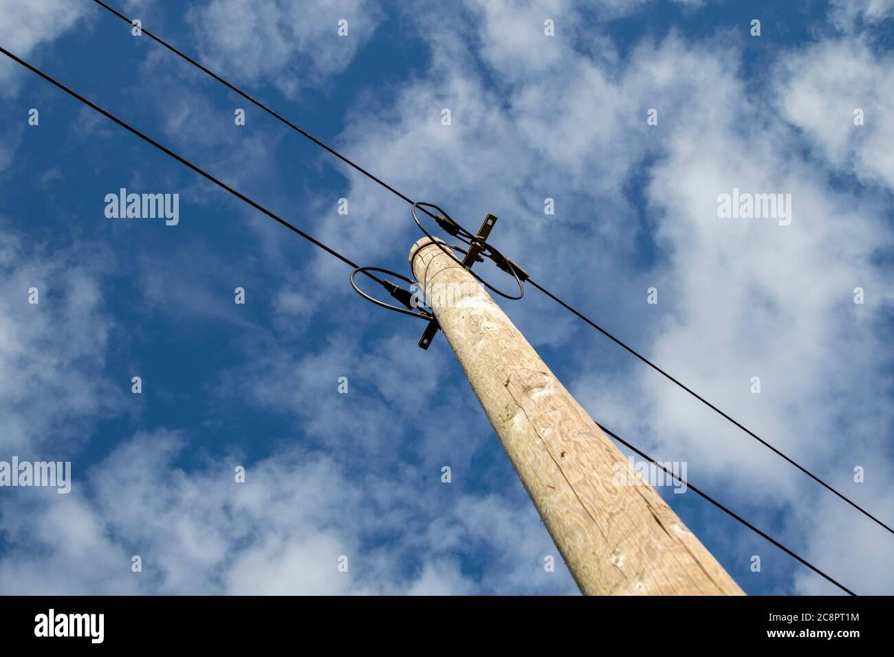Wooden pillar electricity transmission hi-res stock photography and ...