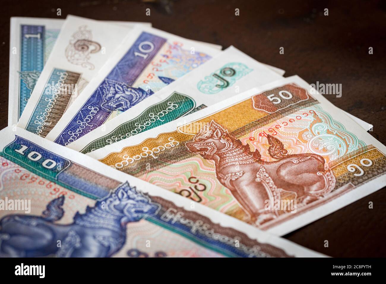 Money from Myanmar, Kyat, Banknotes of various denominations Stock Photo - Alamy
