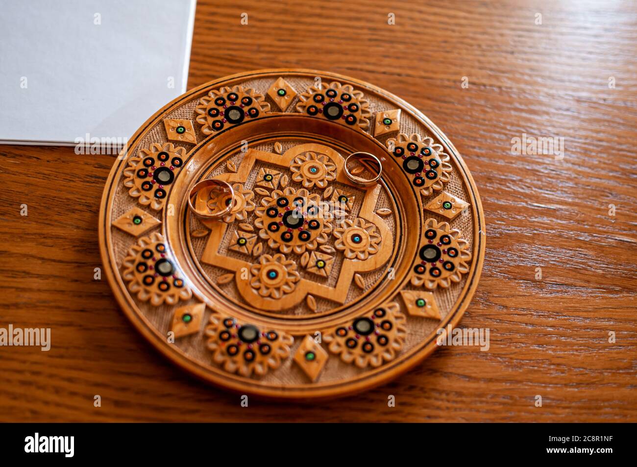 Silver wedding rings on table hi-res stock photography and images - Alamy