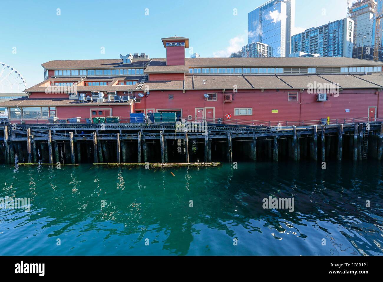 Wharf at washington marina hi-res stock photography and images - Alamy