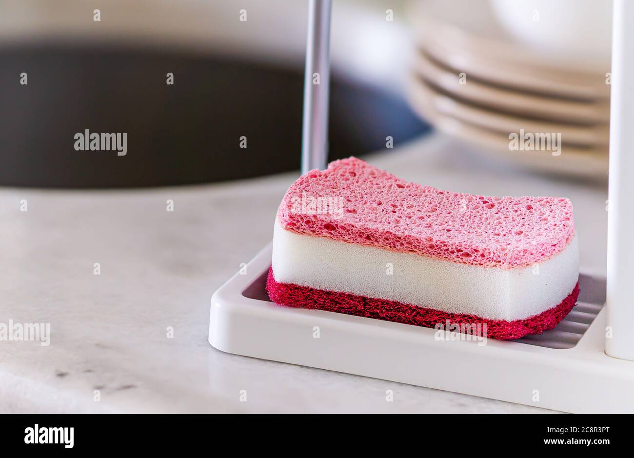 Dish sponge hi-res stock photography and images - Alamy