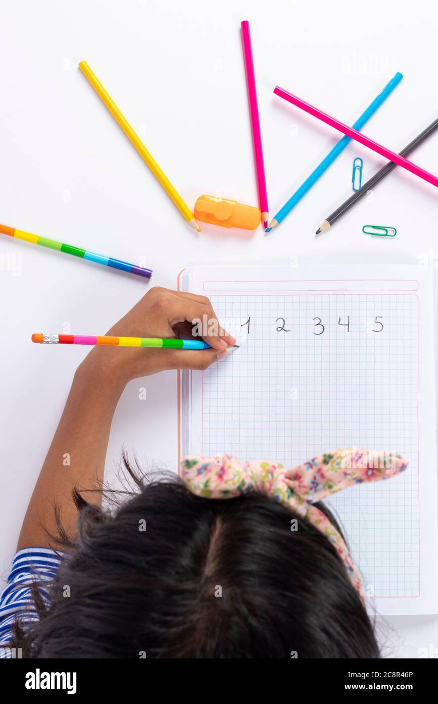 Left handed drawing hi-res stock photography and images - Alamy