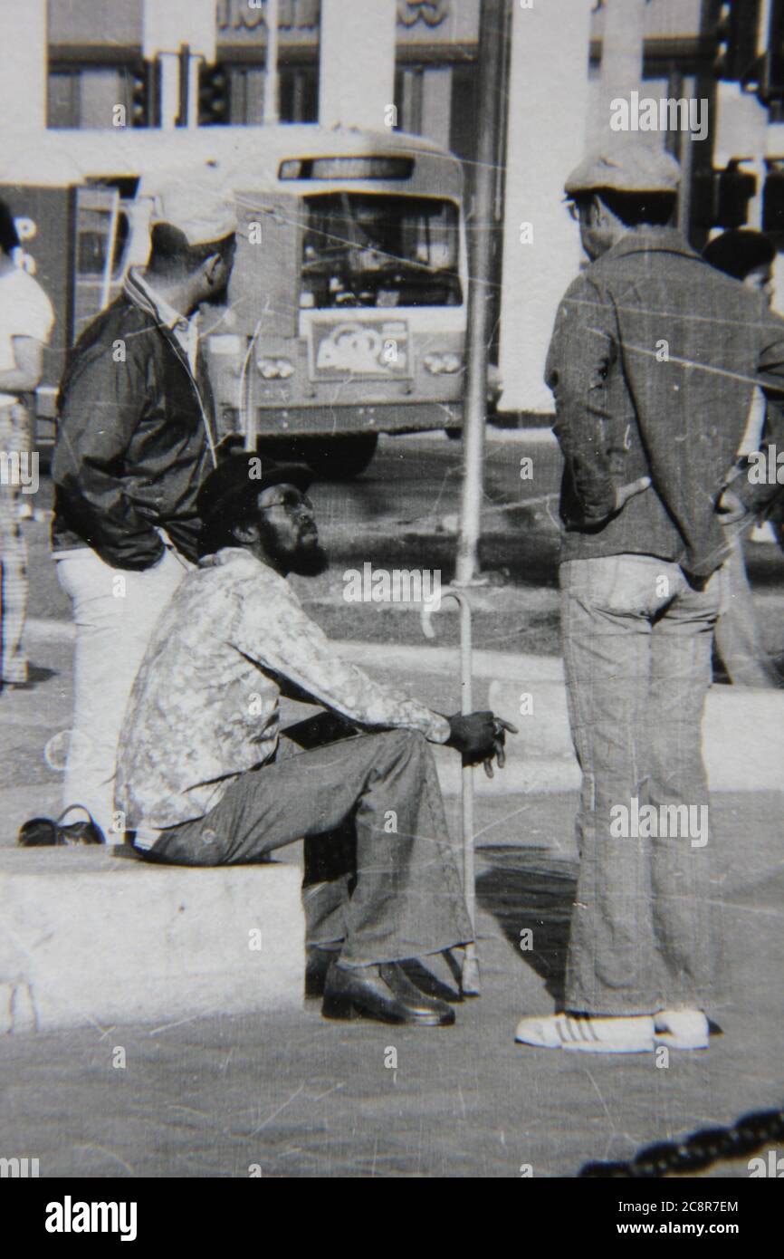 Loitering street corner hi-res stock photography and images - Alamy