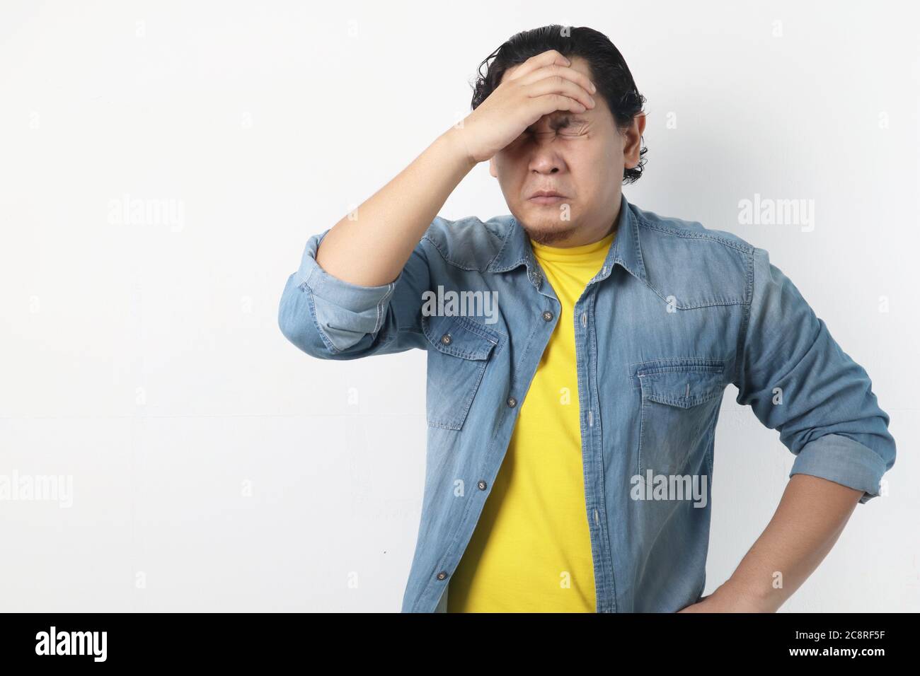 Attractive guy crying hi-res stock photography and images - Alamy