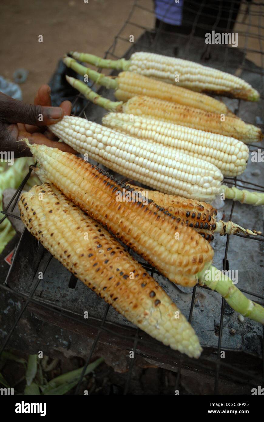 African selling maize hi-res stock photography and images - Alamy