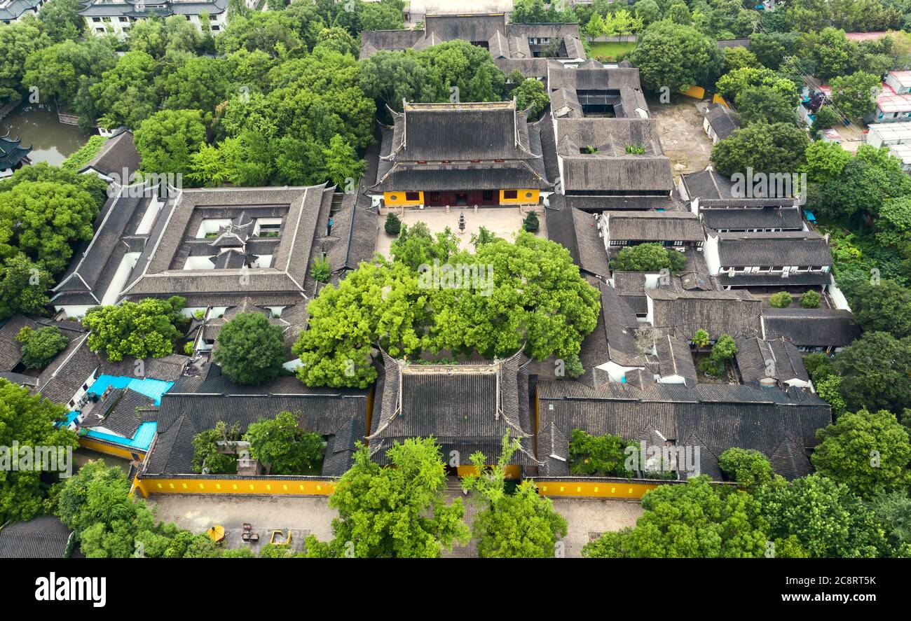 Suzhou temple hi-res stock photography and images - Alamy
