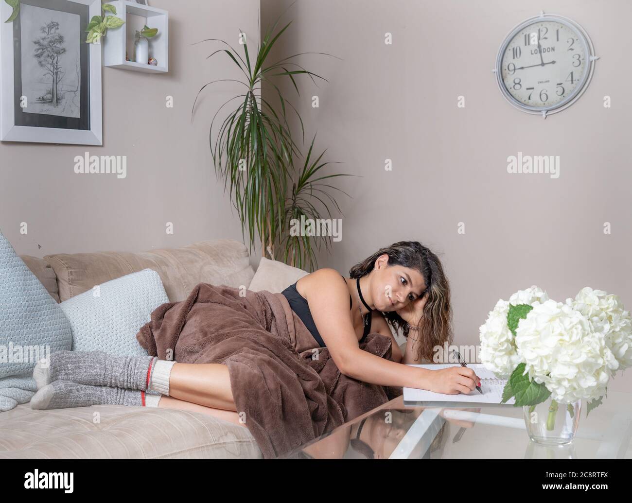 Woman thinking writing hi-res stock photography and images - Alamy
