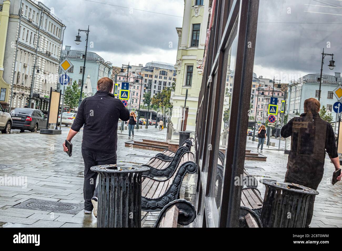 Daily life in moscow hi-res stock photography and images - Alamy
