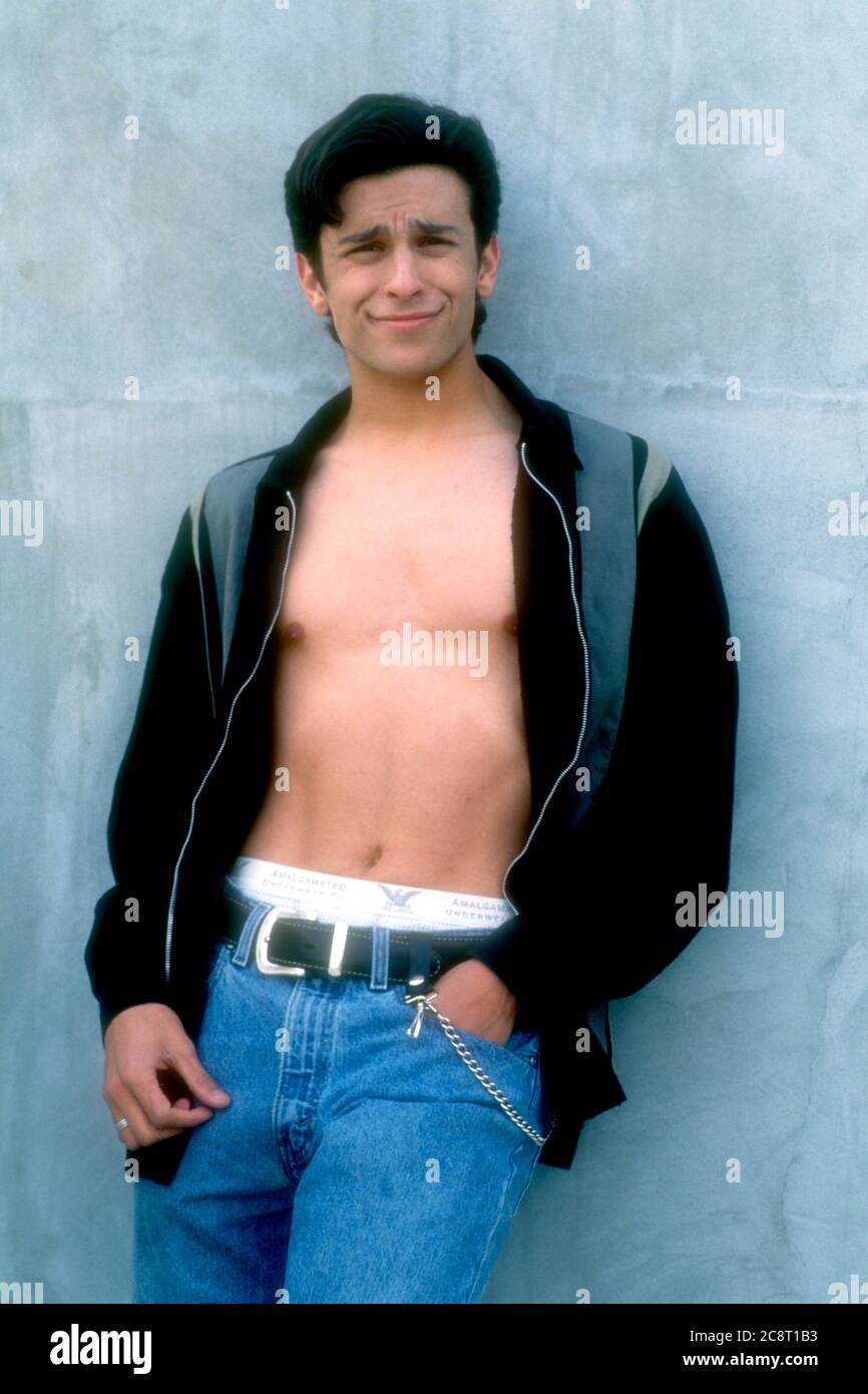Sweet valley high 1996 hi-res stock photography and images - Alamy