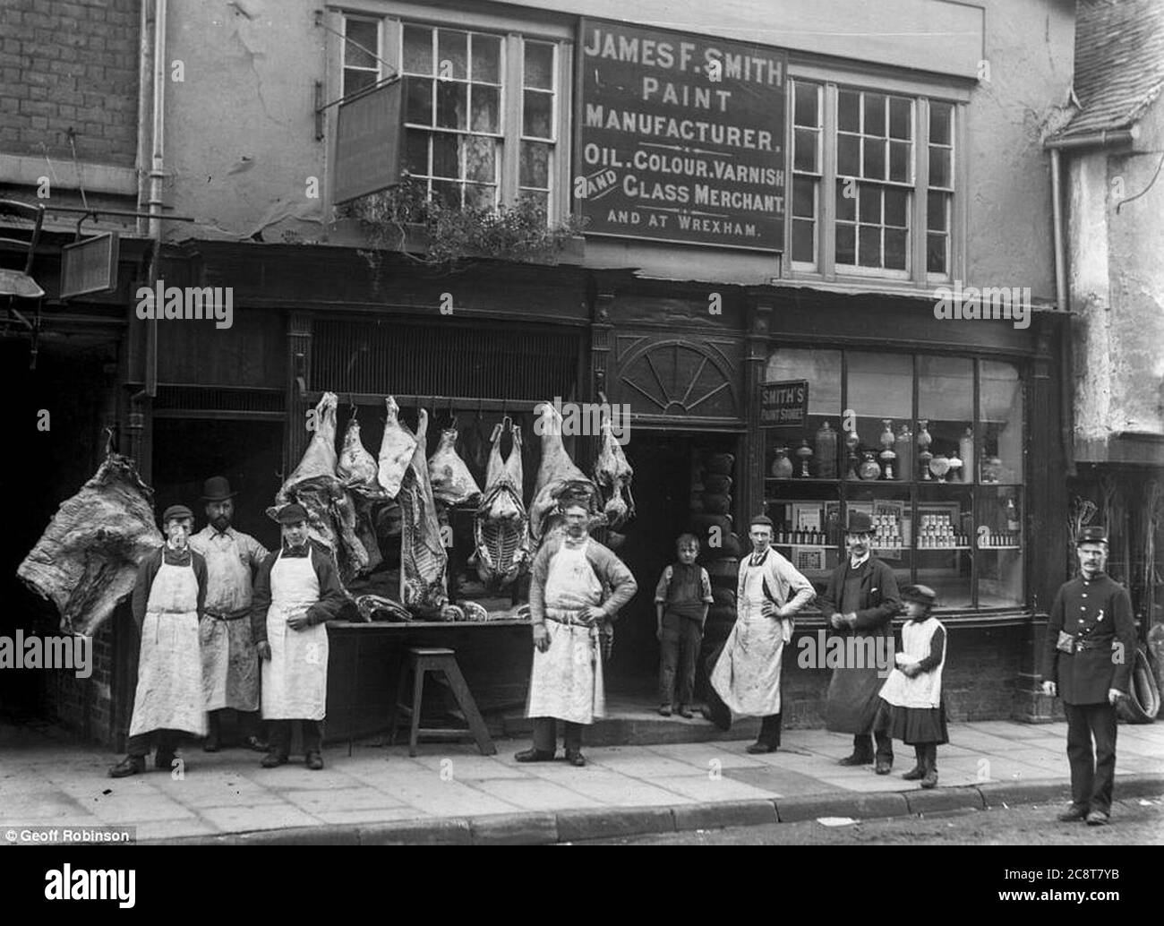 1940s shop fronts hi-res stock photography and images - Alamy