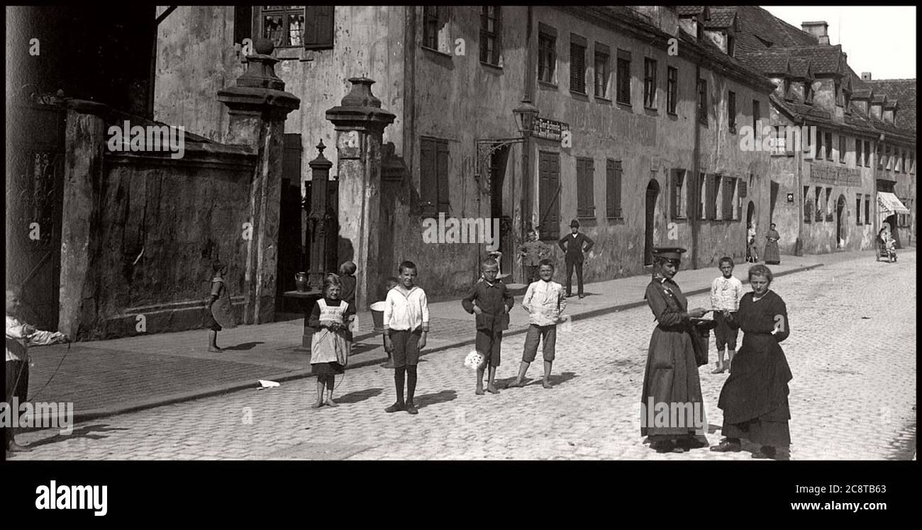 Photo album vintage germany hi-res stock photography and images - Alamy